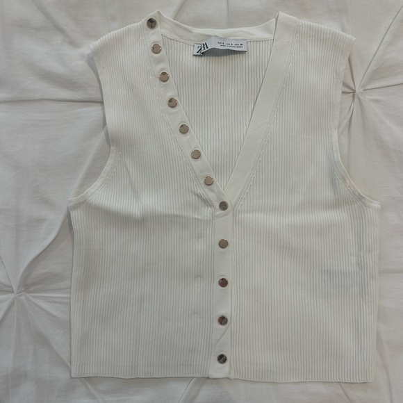 Zara | Tops | Zara White Button Tank Top | Poshmark
